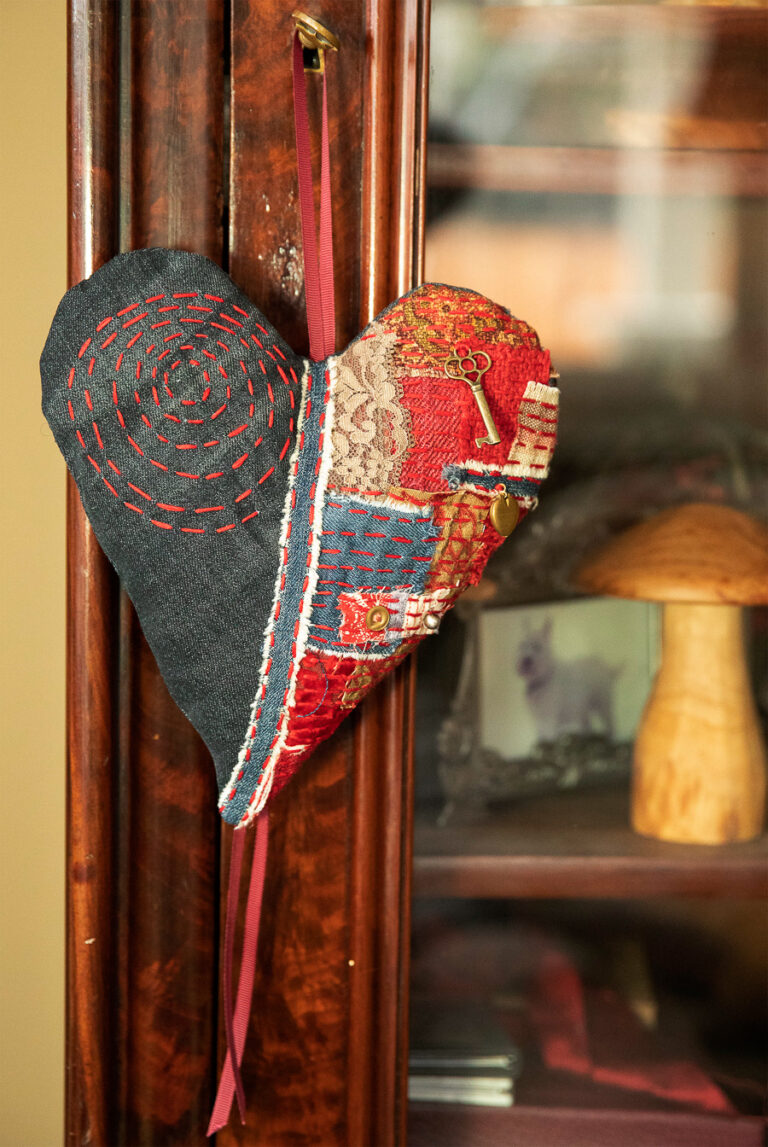 5 ideas for creating gorgeous things from fabric scraps – MakeArtLife