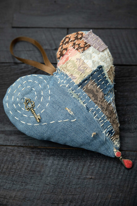 5 ideas for creating gorgeous things from fabric scraps – MakeArtLife